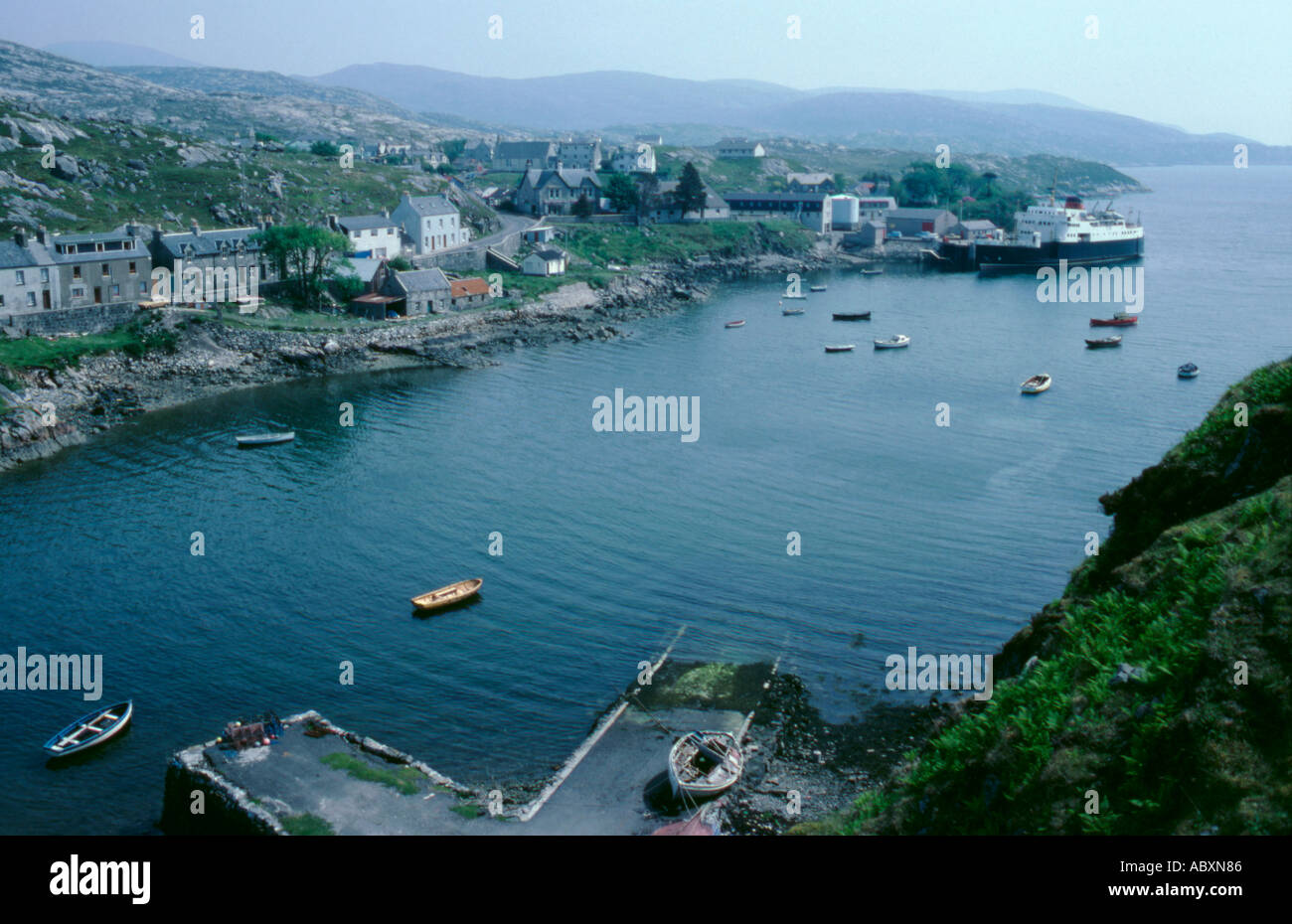 East loch tarbert harris hi-res stock photography and images - Alamy