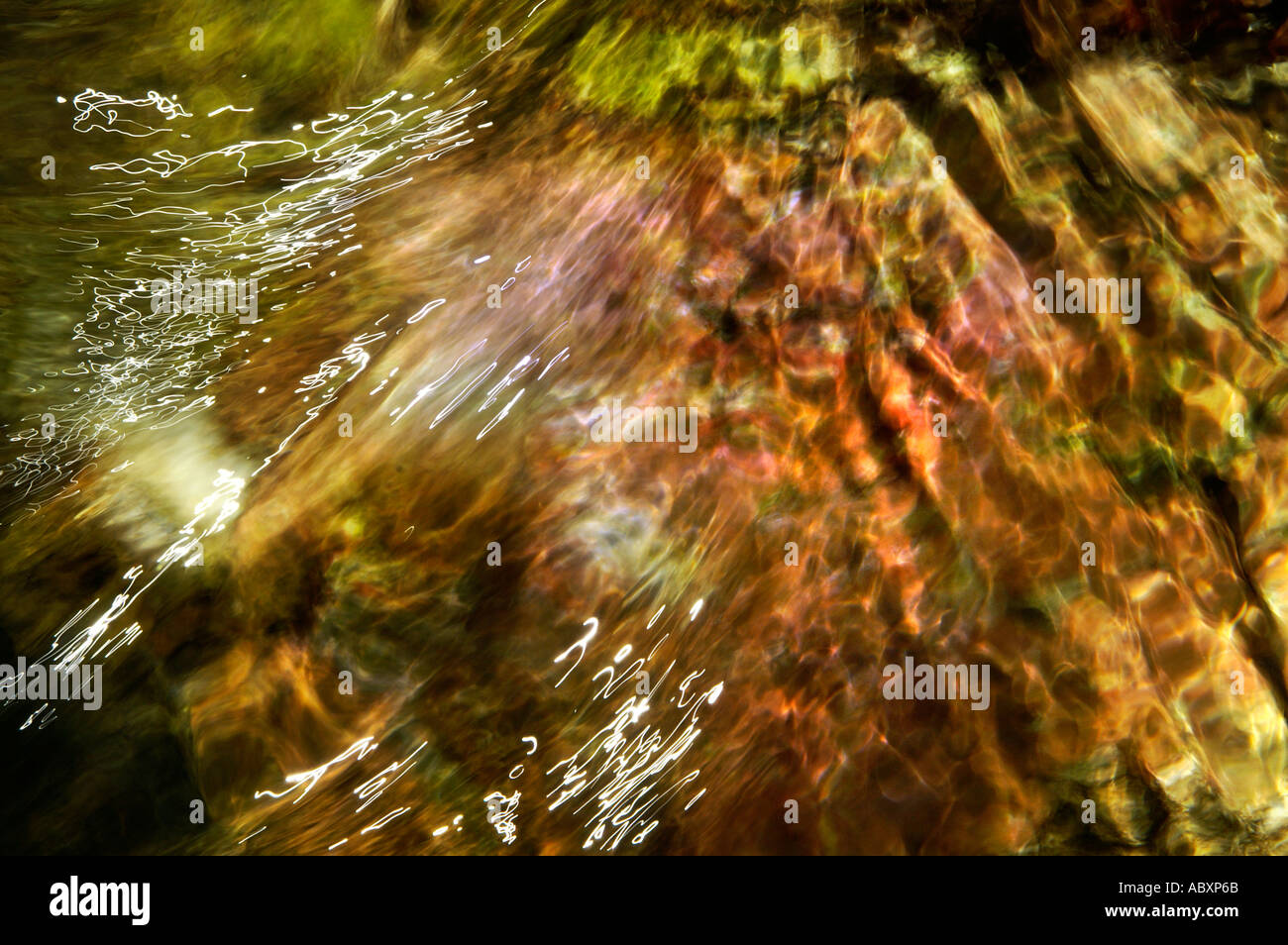 Crystal water dancing hi-res stock photography and images - Alamy