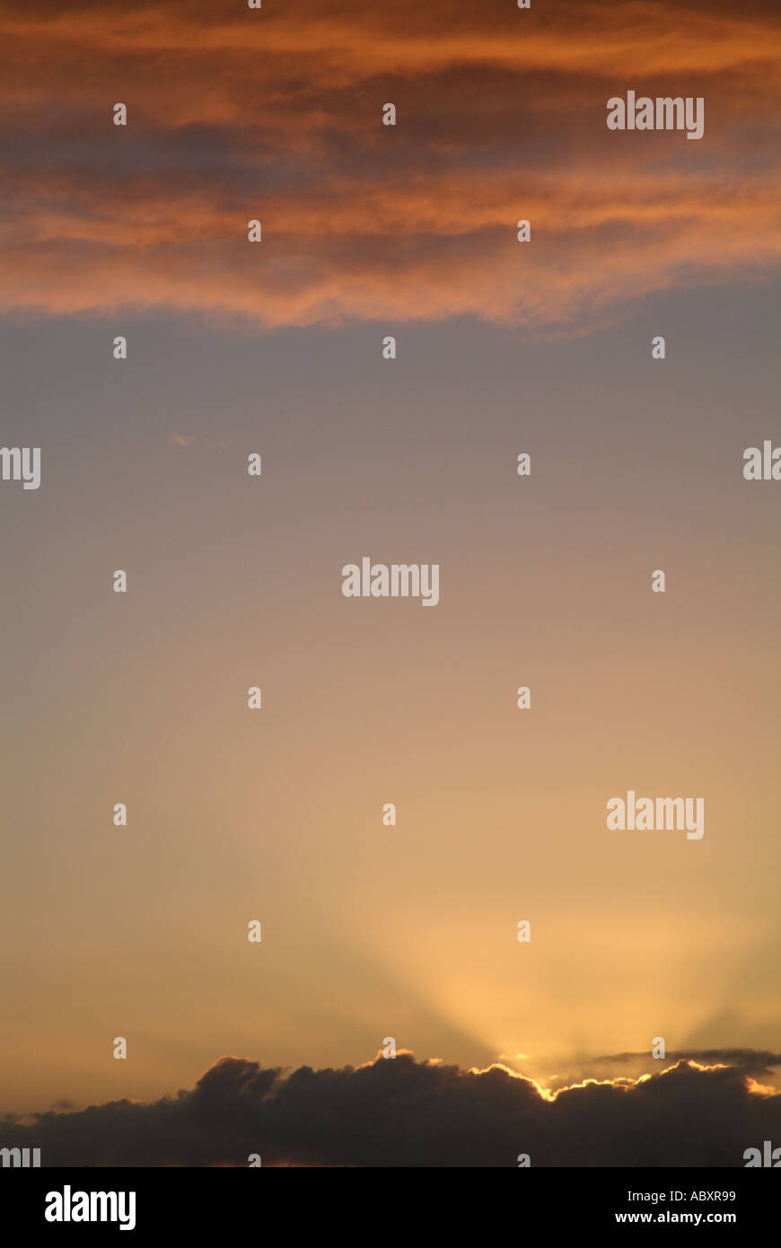 Light rays of the setting sun hi-res stock photography and images - Alamy