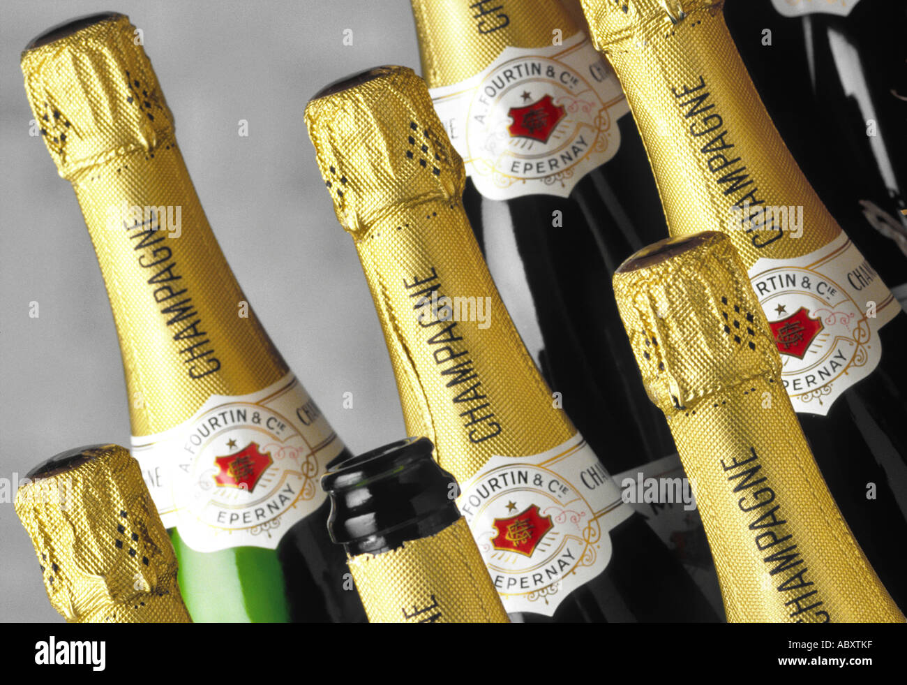 Champagne foils hi-res stock photography and images - Alamy