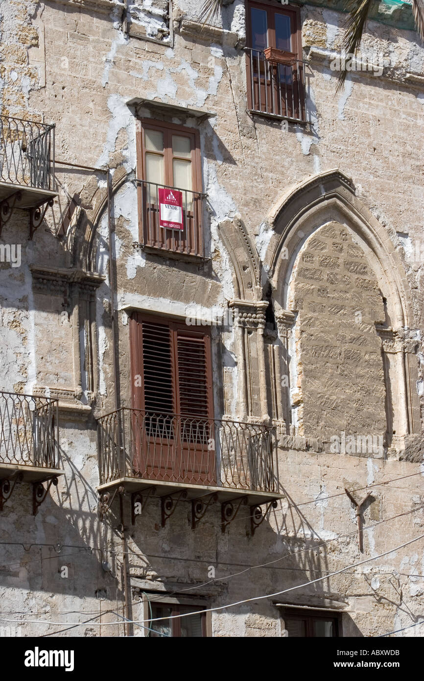 Building Facade Via Roma Palermo Sicily Italy Stock Photo - Alamy