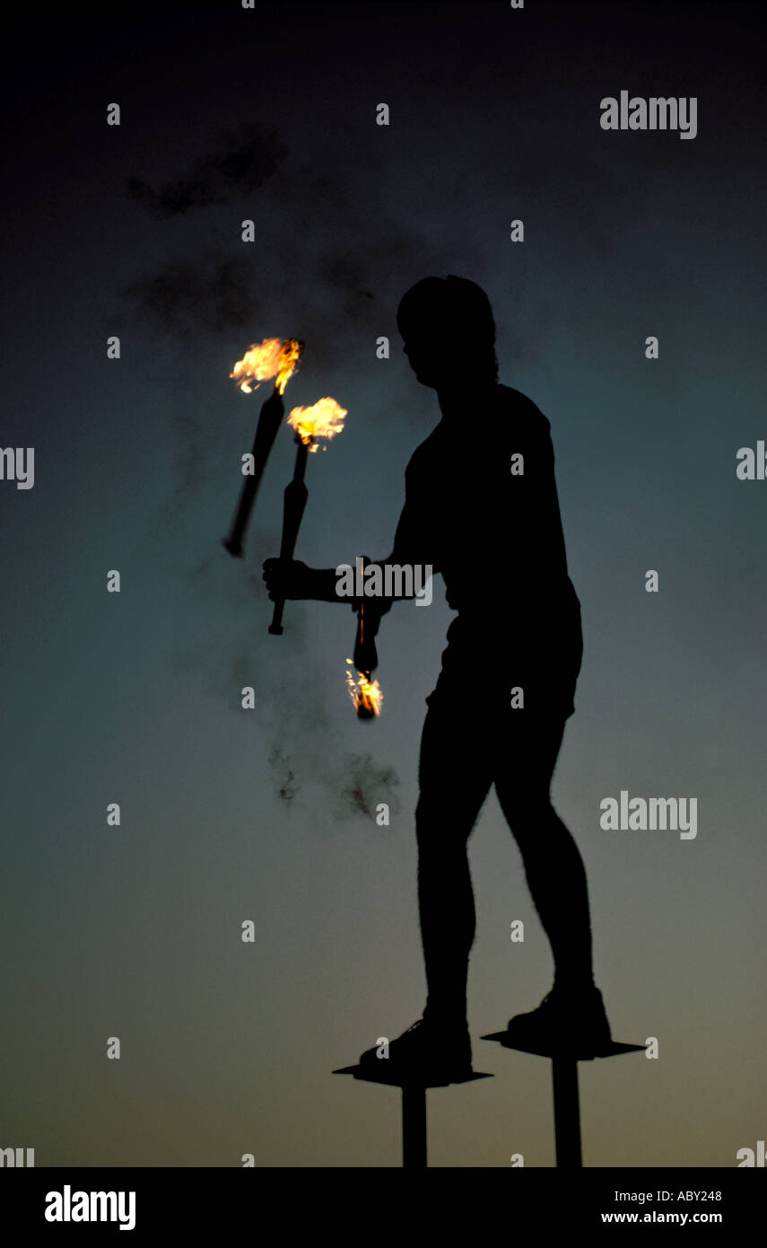 Juggler mallory square hi-res stock photography and images - Alamy