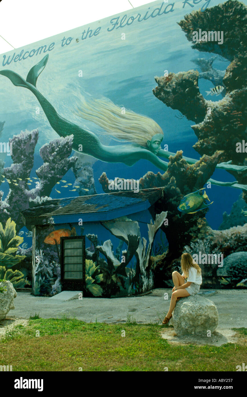 Mural of a mermaid and a welcome to the florida keys sign seen in Key ...