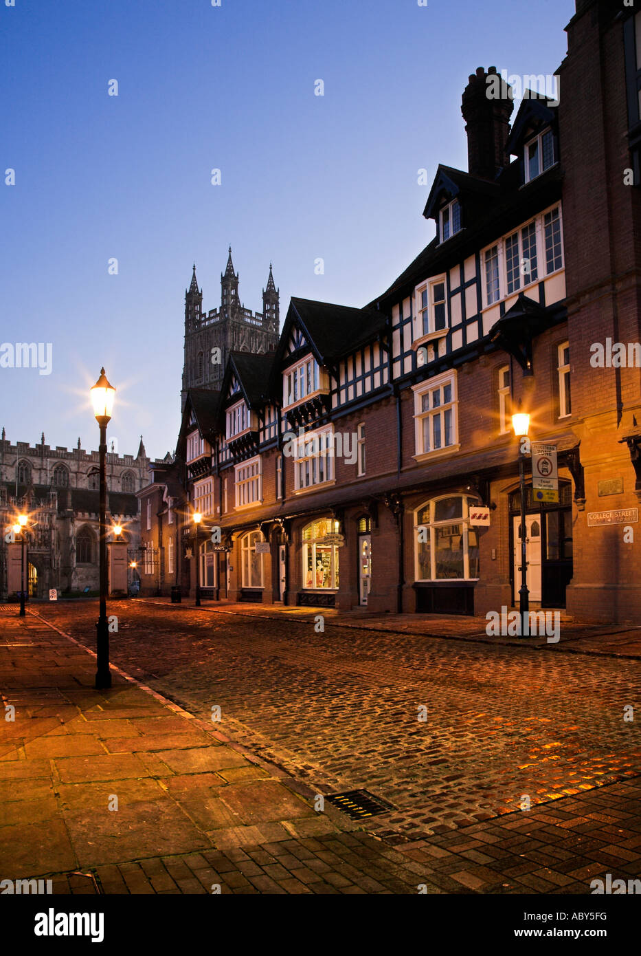 Old gloucester street hi-res stock photography and images - Alamy