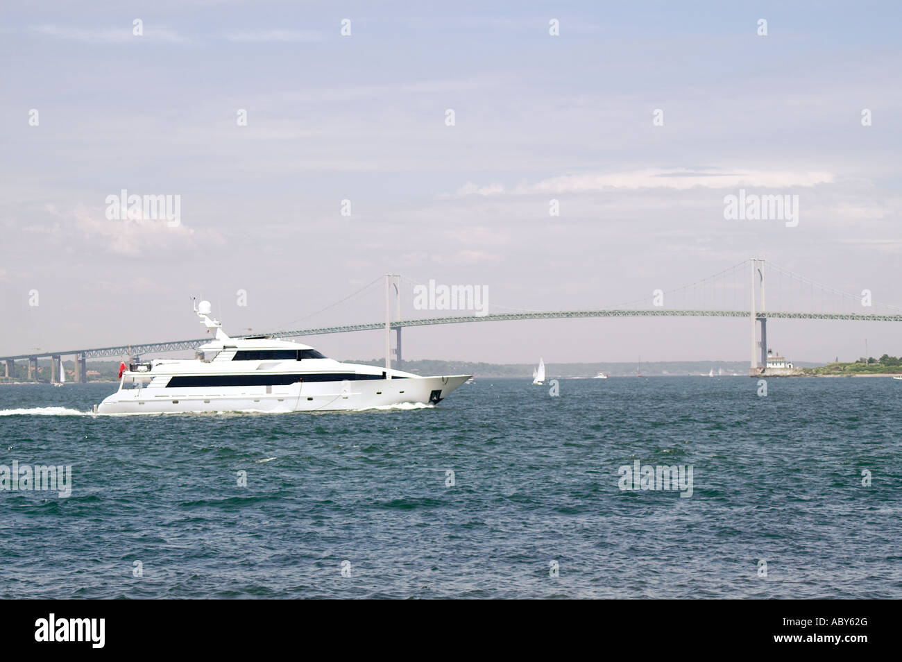 Claiborne Pell Newport Bridge Stock Photo - Alamy