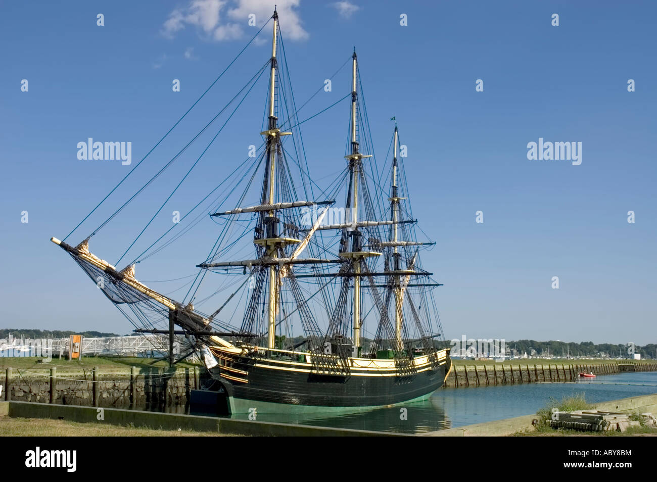 Ship name hi-res stock photography and images - Alamy