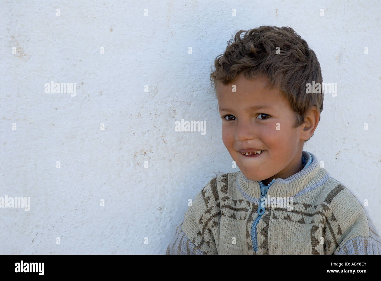 Moroccan boy smiling hi-res stock photography and images - Alamy