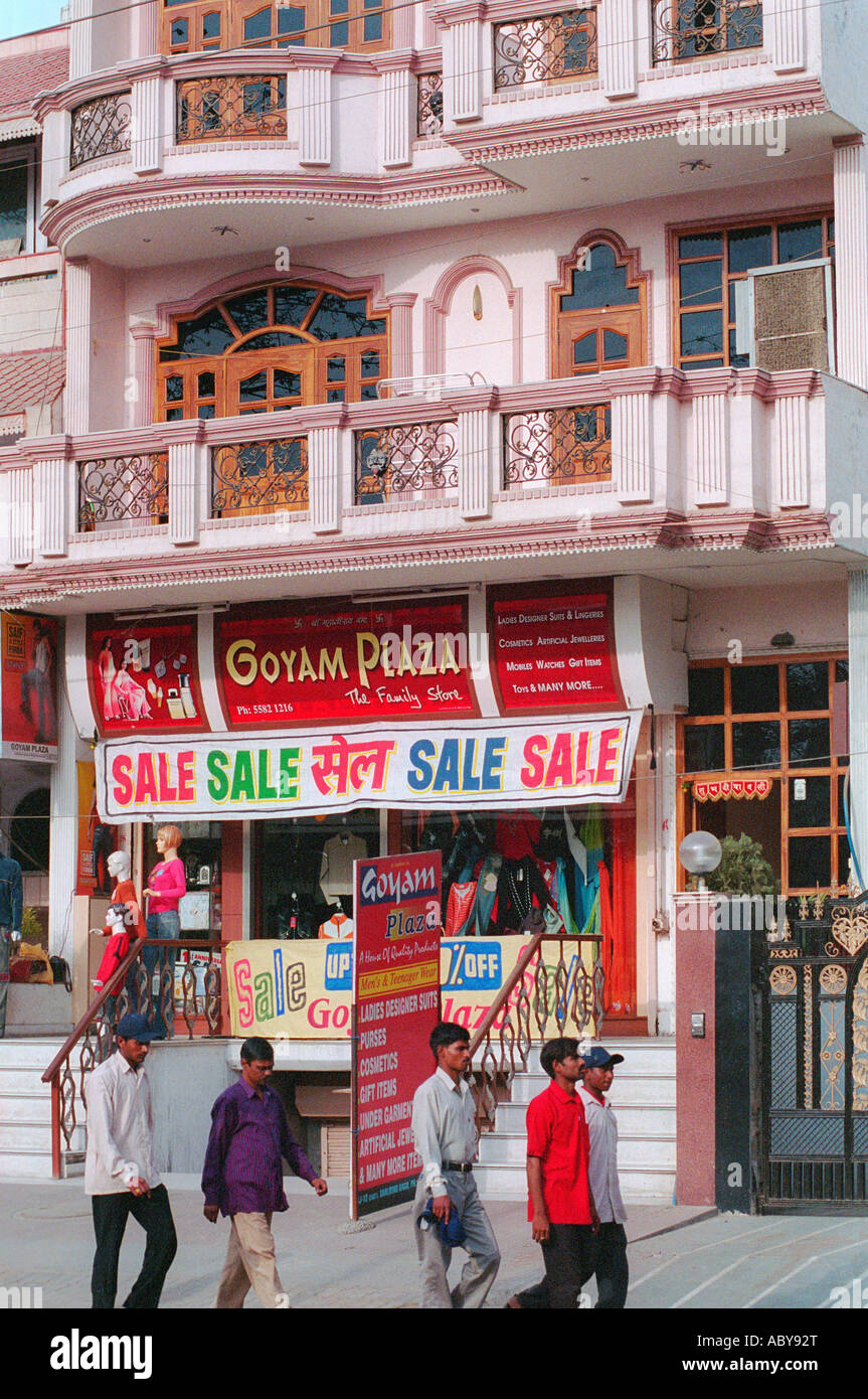 Third world shop signs hi-res stock photography and images - Alamy