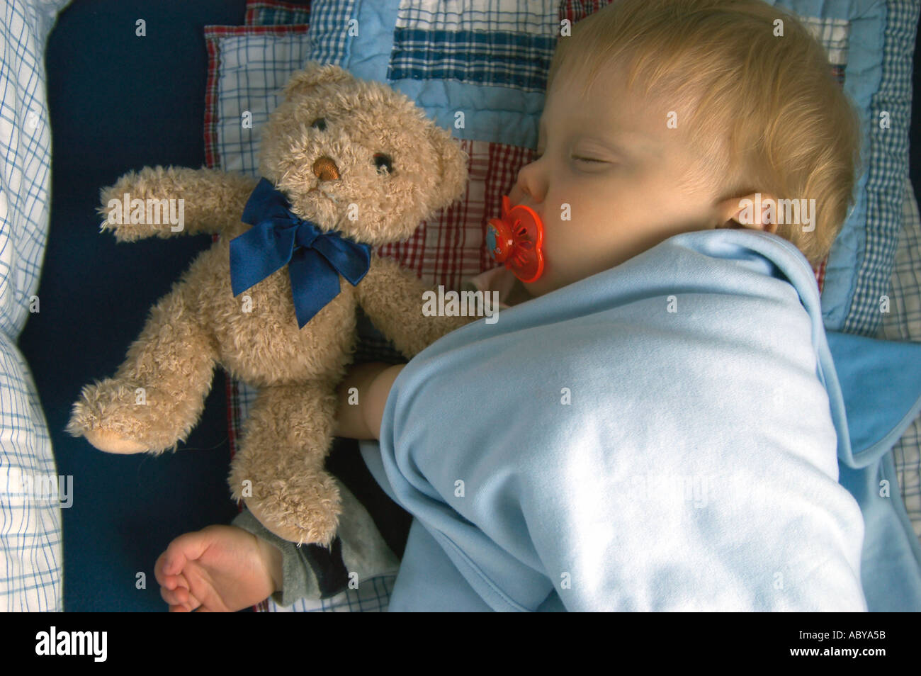 Children sleeps with teddy hi-res stock photography and images - Alamy