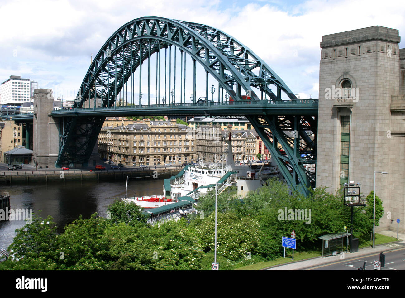 The Tyne Bridge, Newcastle as viewed from Gateshead Stock Photo - Alamy