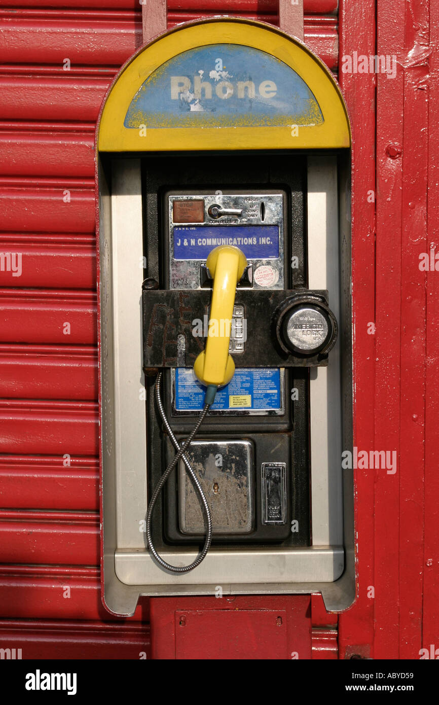 New york telephone box hi-res stock photography and images - Alamy