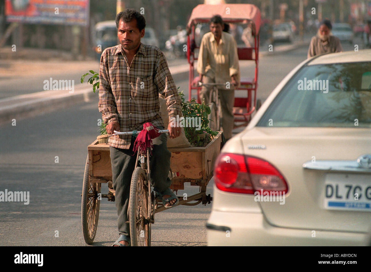 Cycles rickshaws hi-res stock photography and images - Alamy