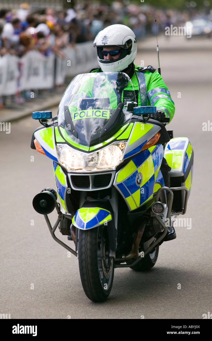 Metropolitan police motorcycle hi-res stock photography and images - Alamy