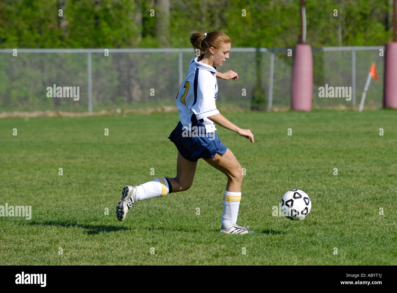 Girls soccer kick hi-res stock photography and images - Alamy