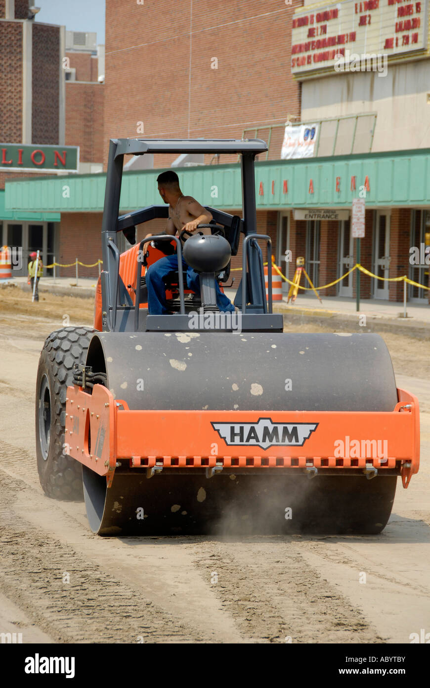 large industrial steam roller road making machinery and equipment is ...