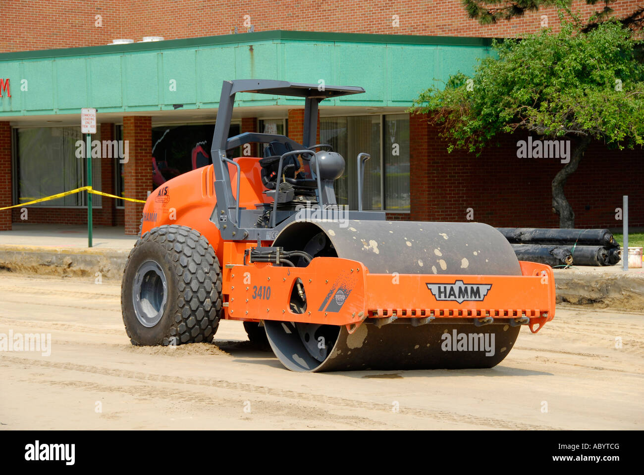 large industrial steam roller road making machinery and equipment is ...