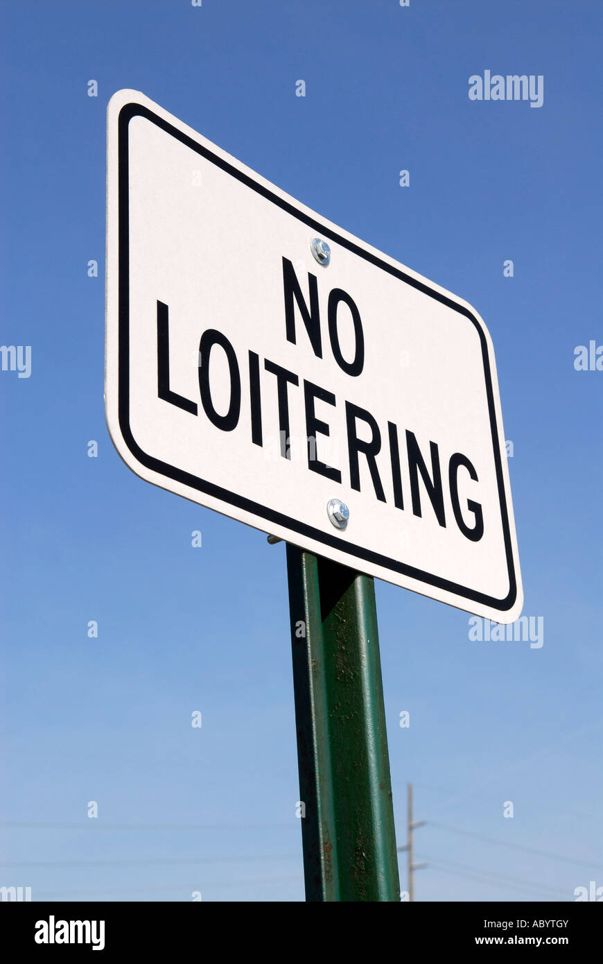 Loitering hi-res stock photography and images - Alamy