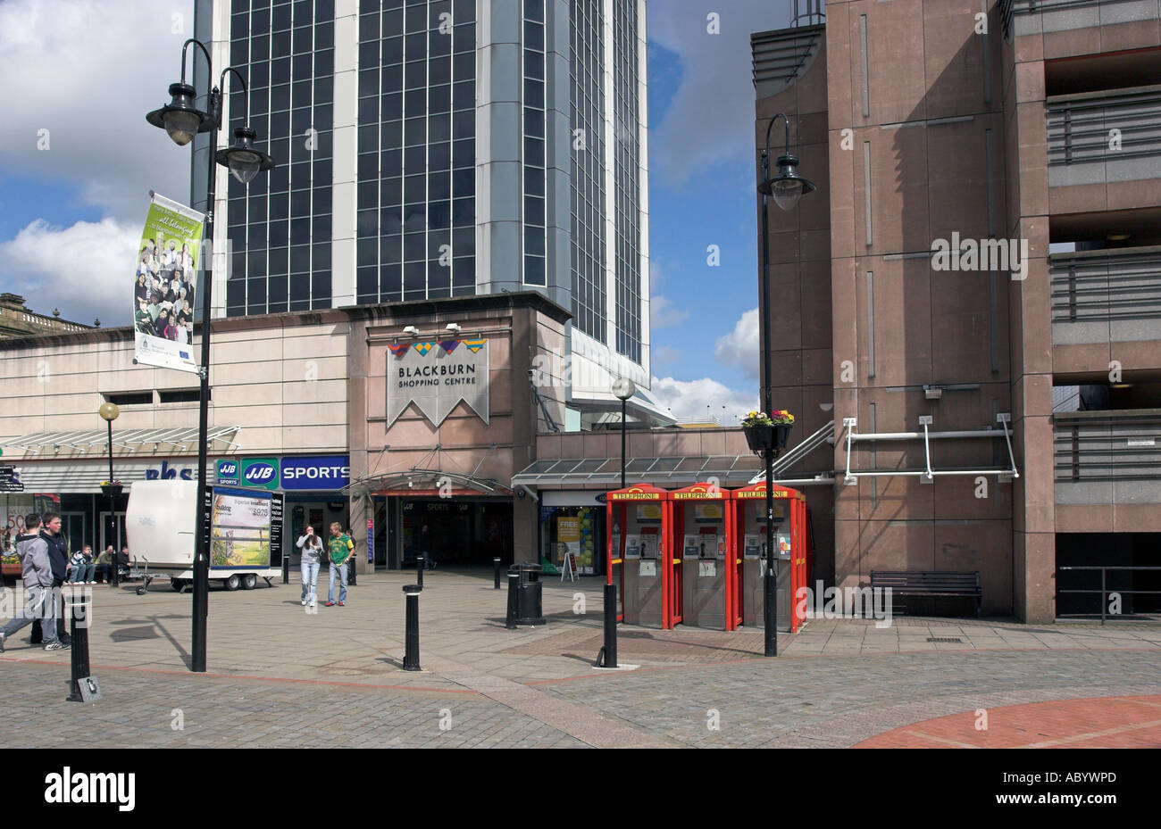 Blackburn town centre and shopping centre Stock Photo - Alamy