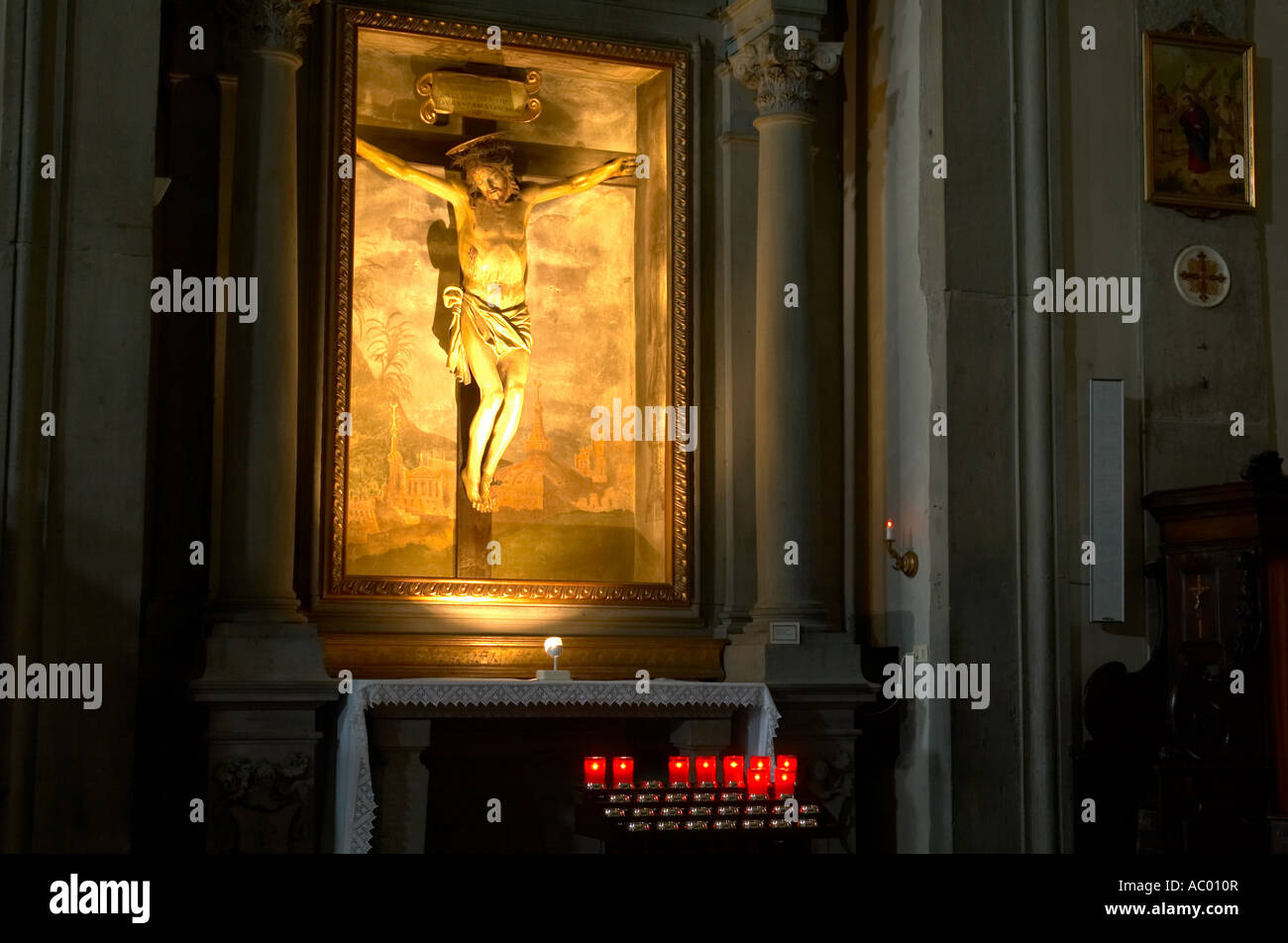 Statue of Christ in Italian church in Montepulciano Italy Stock Photo ...