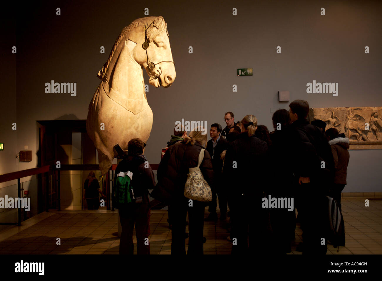 Statue british museum hi-res stock photography and images - Alamy