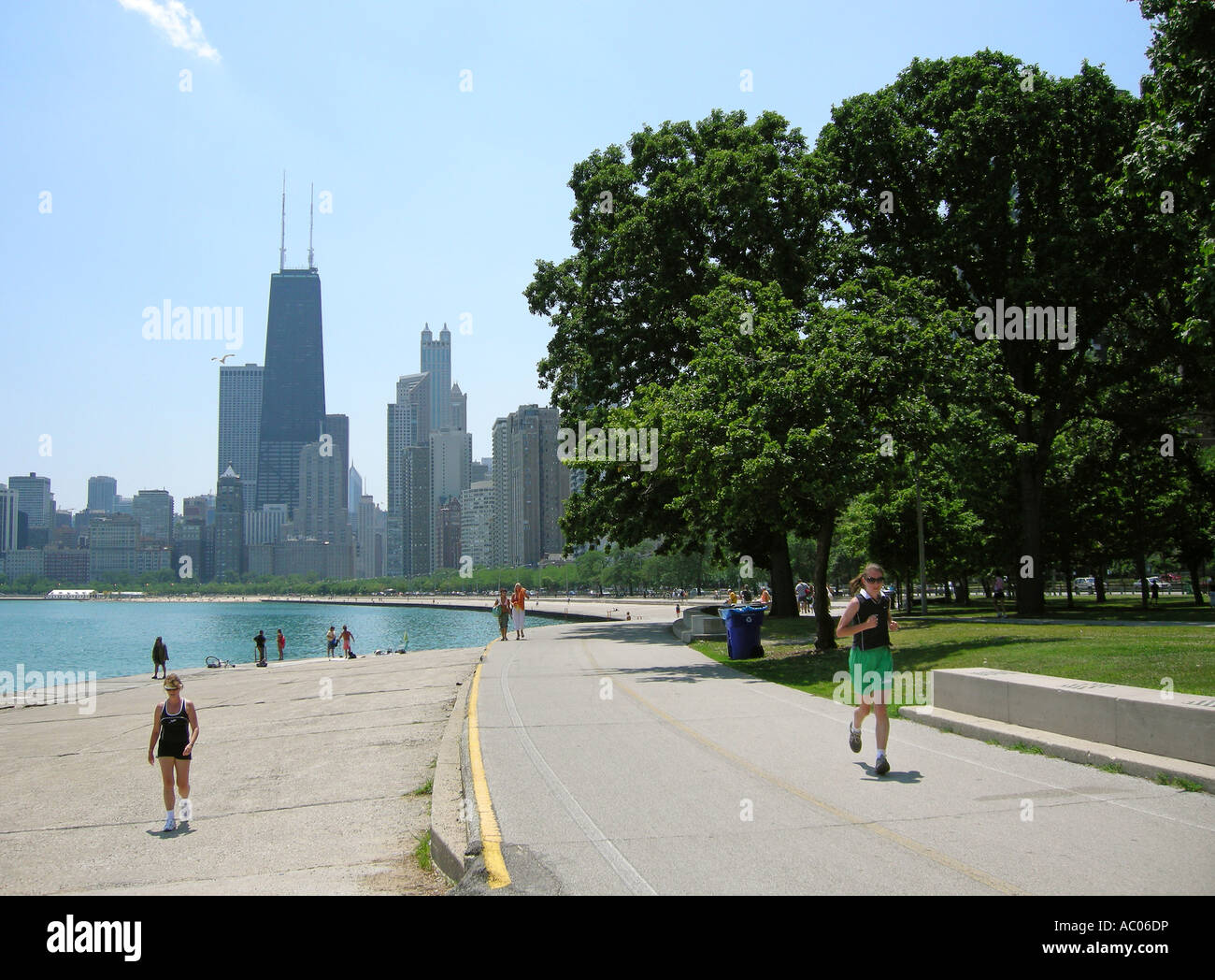 Chicago Lake Front Exercise & Bike Path Stock Photo - Alamy