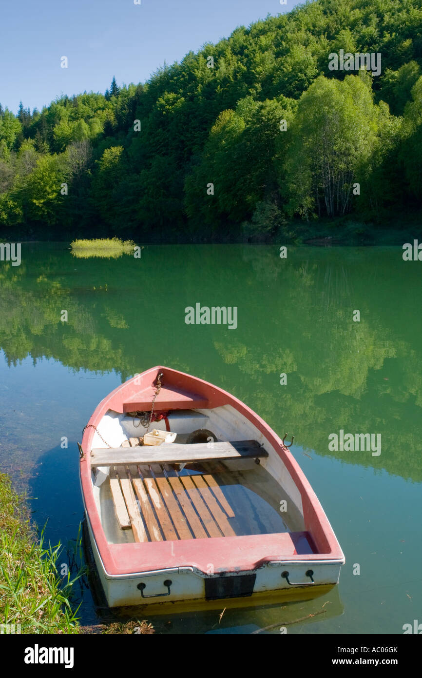 Partly submerged boat hi-res stock photography and images - Alamy