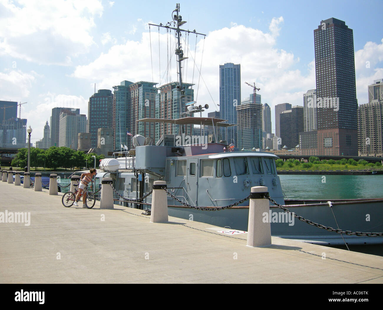 Chicago Skyline & Waterfront Stock Photo - Alamy