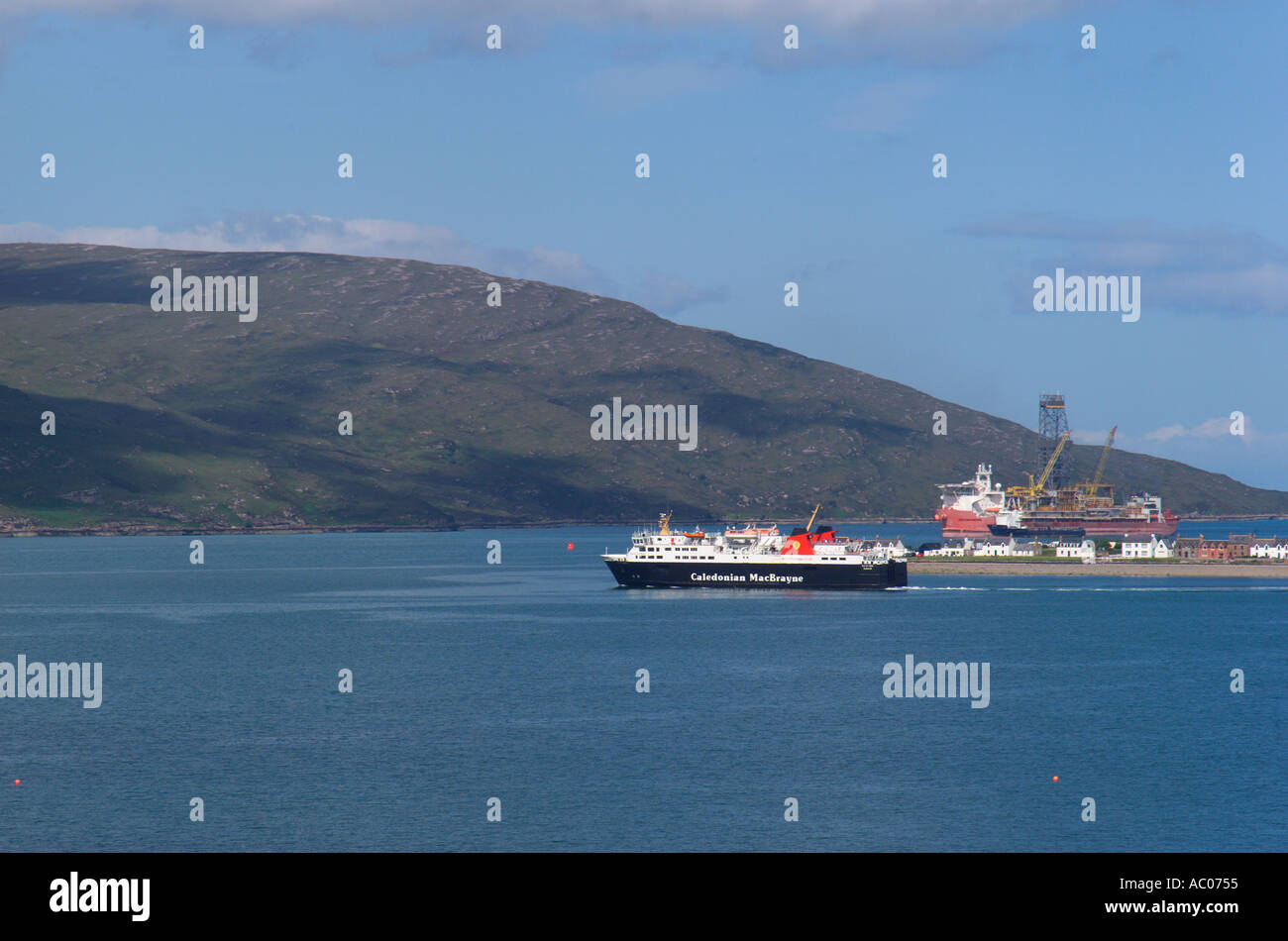 Ferries ullapool hi-res stock photography and images - Alamy