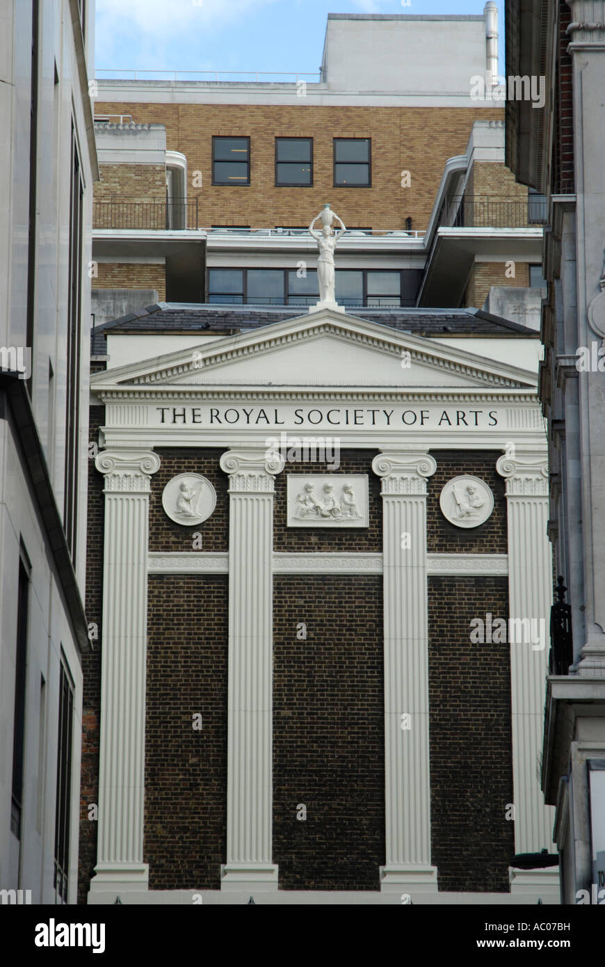 Royal society of arts hi-res stock photography and images - Alamy