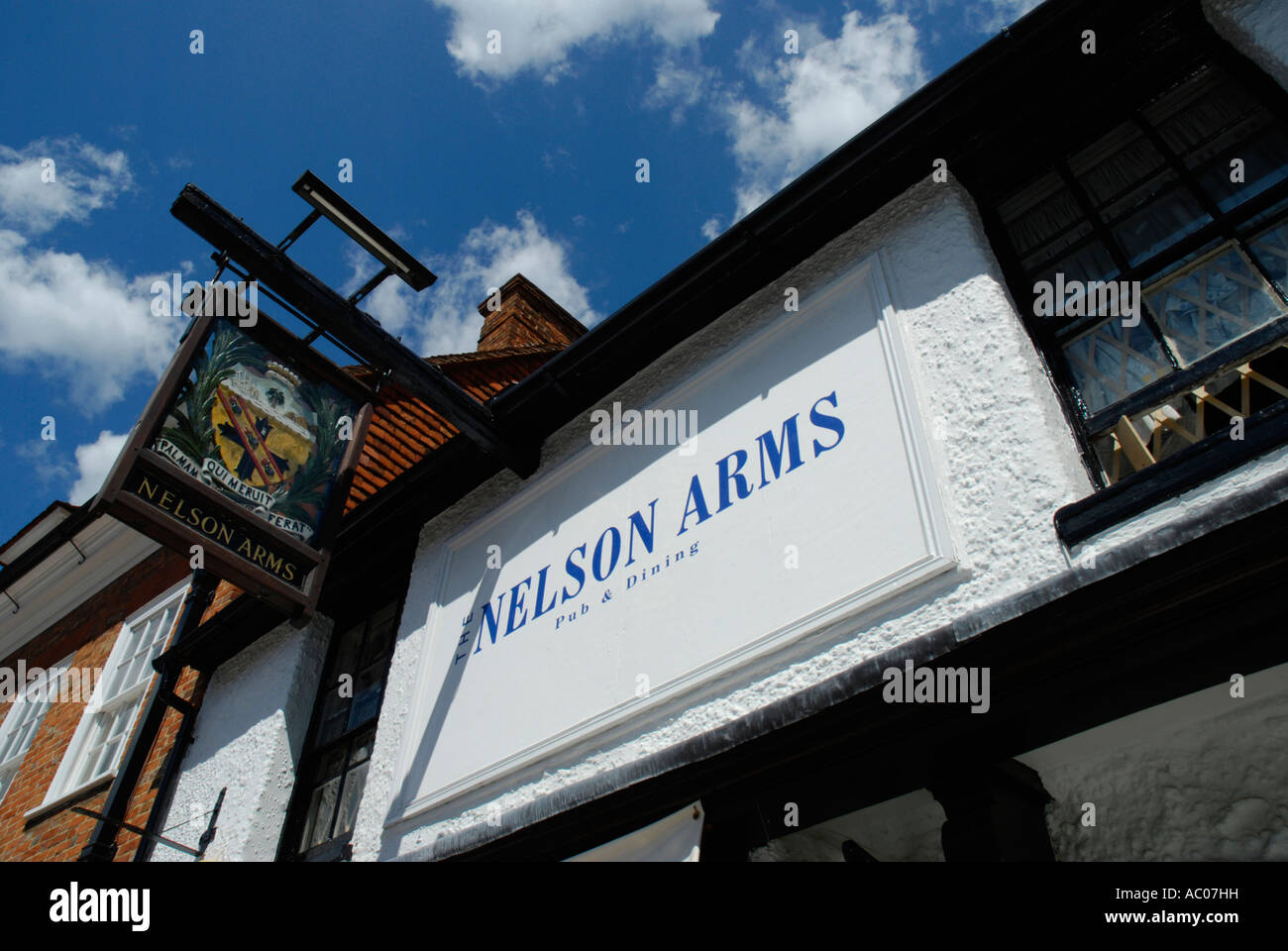 The Nelson Arms pub in Castle Street Farnham Surrey Stock Photo - Alamy