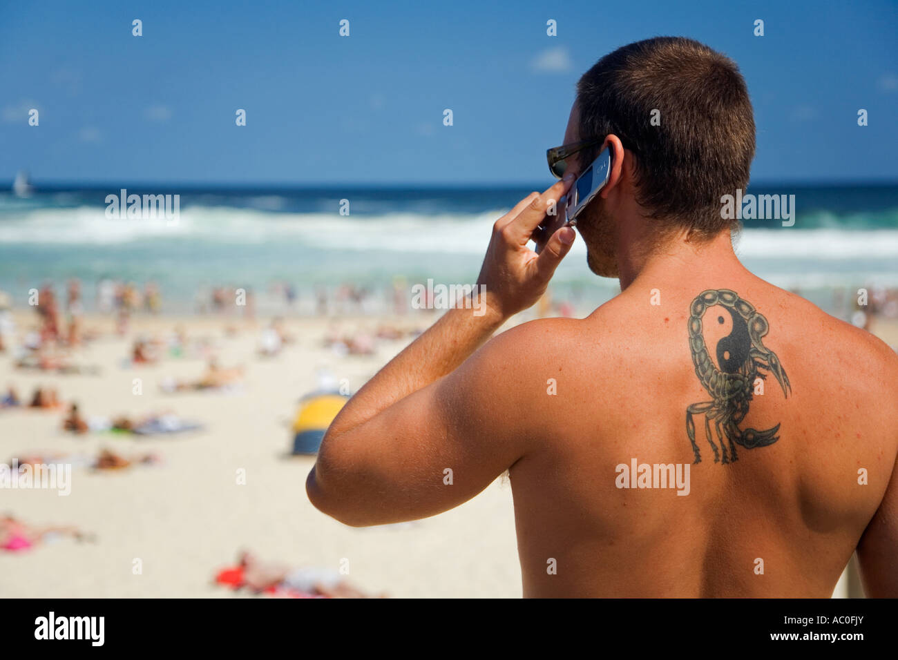 The tanned and the beautiful on Sydney's iconic Bondi Beach Stock Photo ...