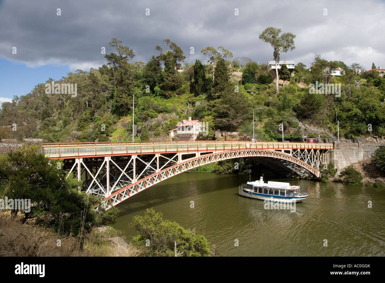 Peterson Bridge at the entrance to Cataract Gorge Launceston Stock ...