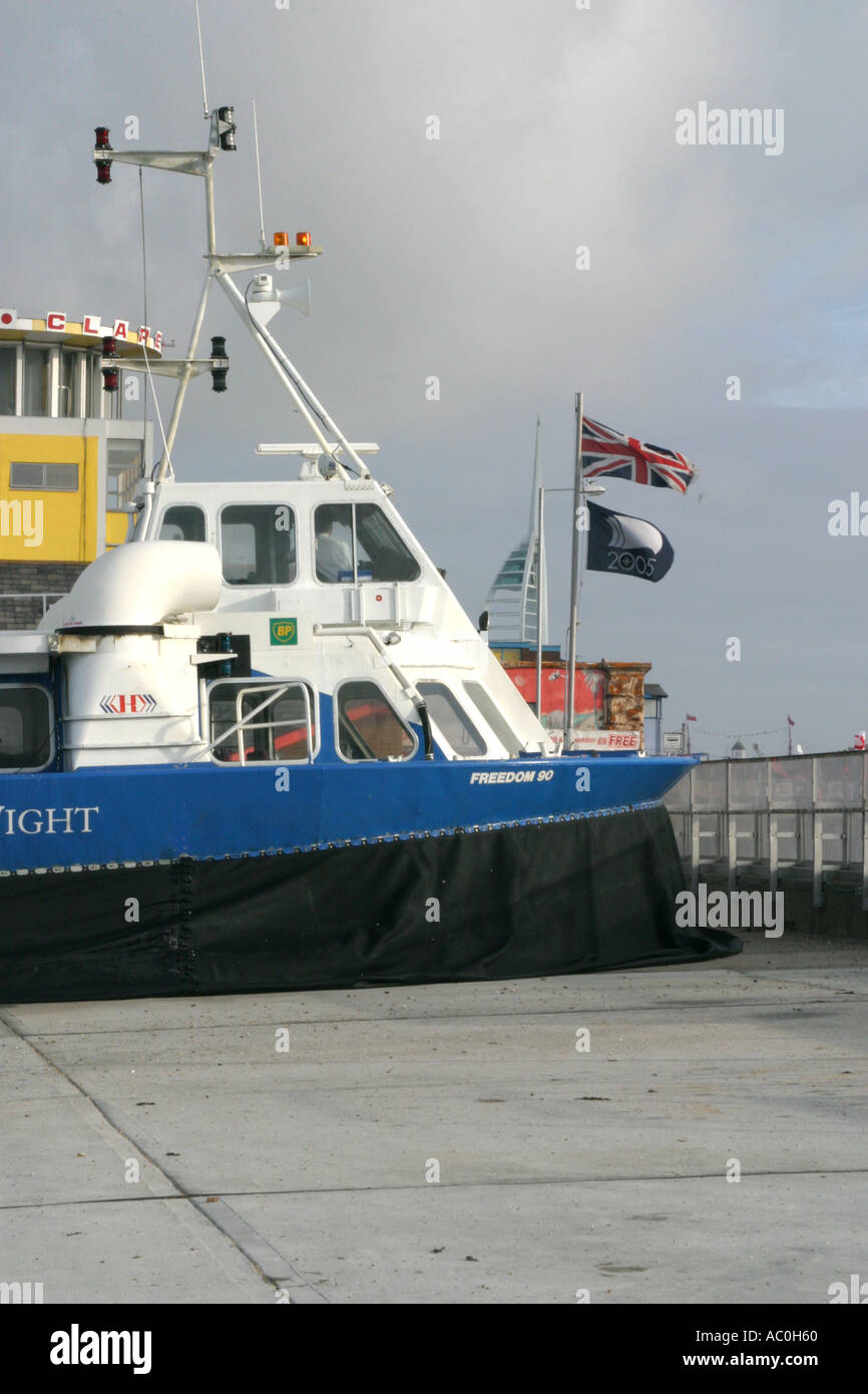 Hover travel hovercraft terminal hi-res stock photography and images ...