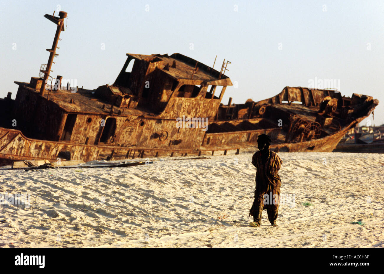 The shipwrecked man and the sea hi-res stock photography and images - Alamy