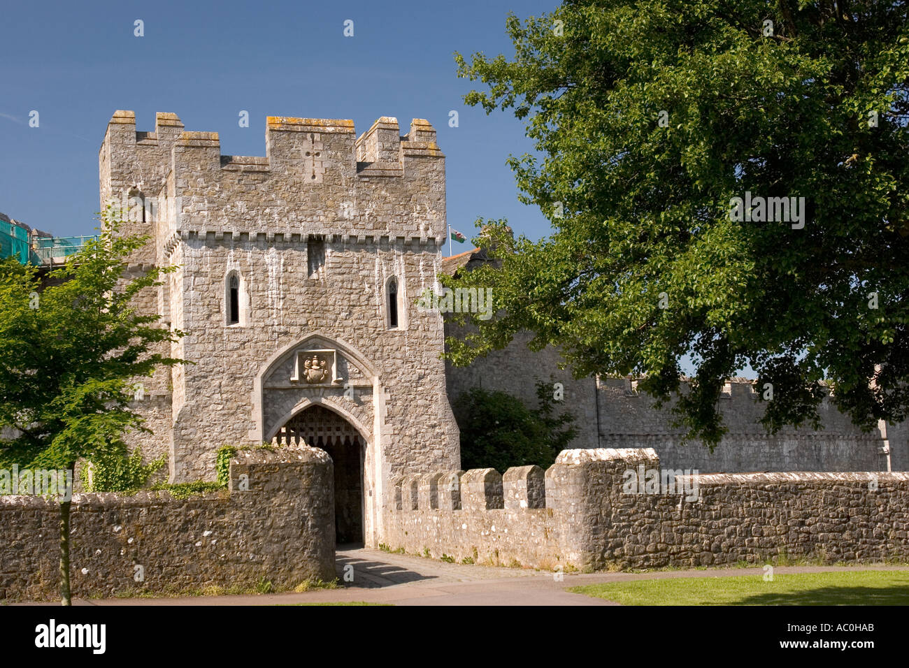 Wales Glamorgan St Donats Castle Atlantic College main castle entrance ...