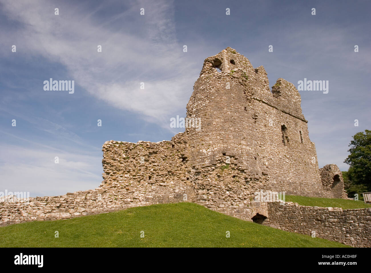 Glam castle hi-res stock photography and images - Alamy