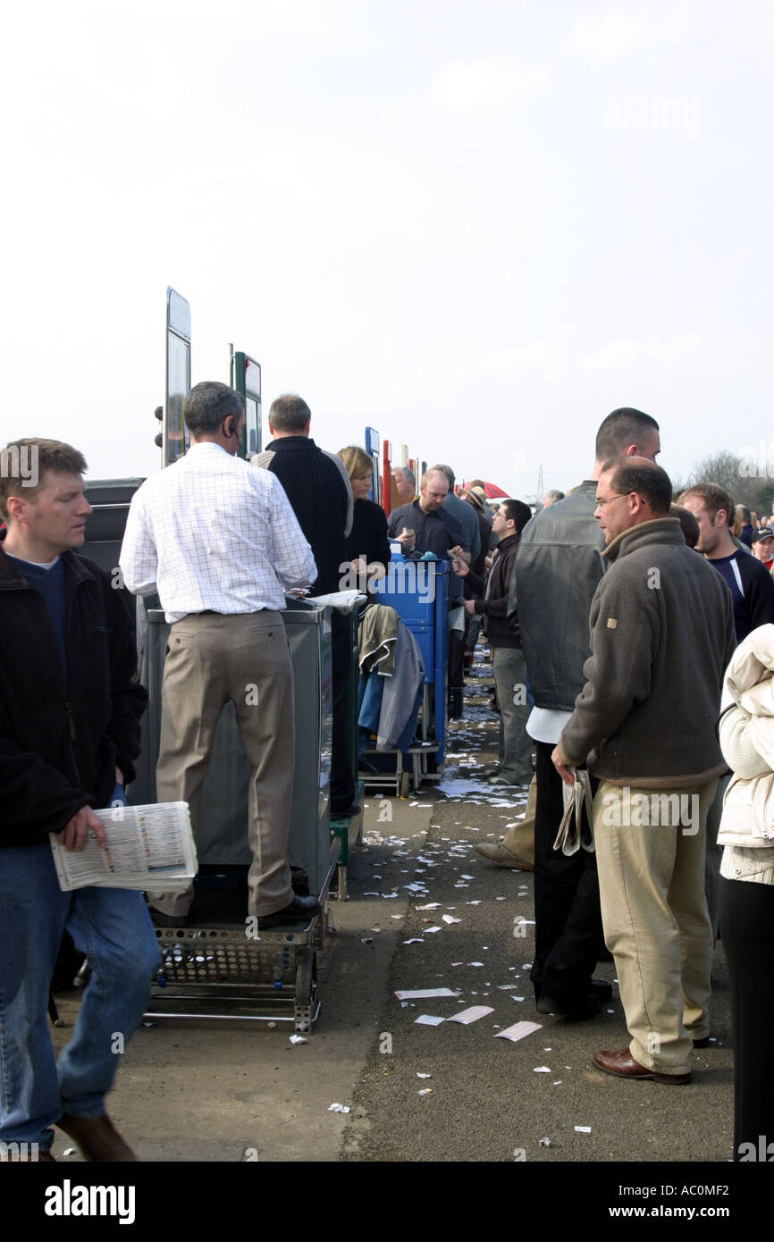 Racing huntingdon hi-res stock photography and images - Alamy