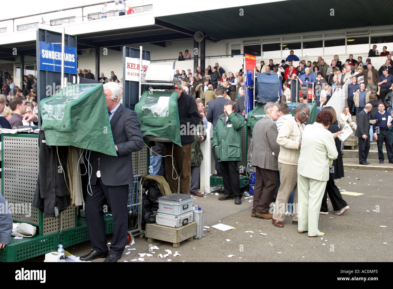 Racing huntingdon hi-res stock photography and images - Alamy