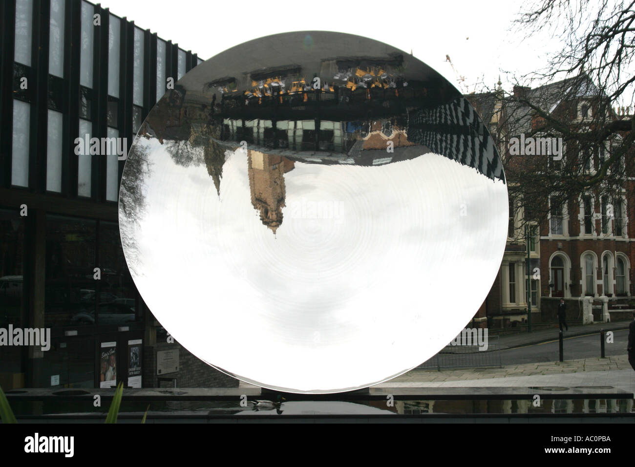 Nottingham playhouse mirror hi-res stock photography and images - Alamy