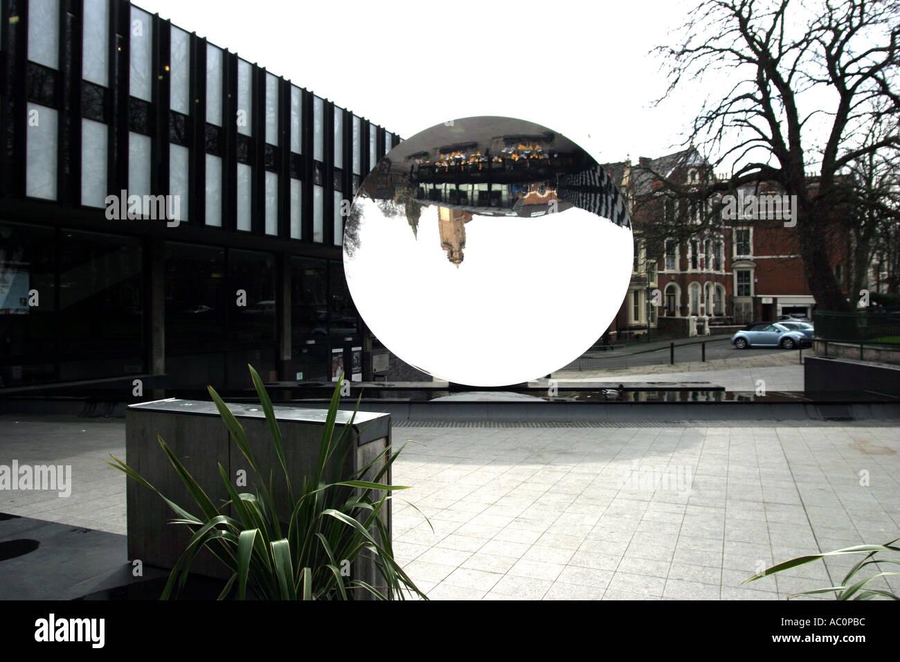 Nottingham playhouse mirror hi-res stock photography and images - Alamy