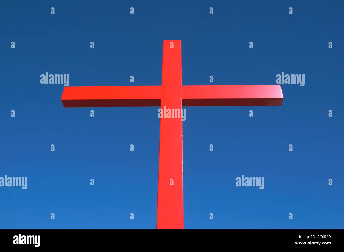 The red cross symbols hi-res stock photography and images - Alamy