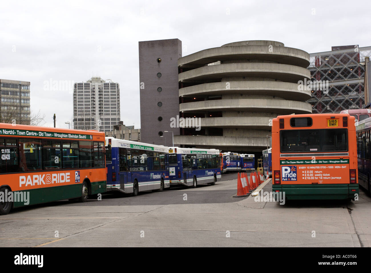 Swindon bus station Stock Photo, Royalty Free Image: 4245605 - Alamy