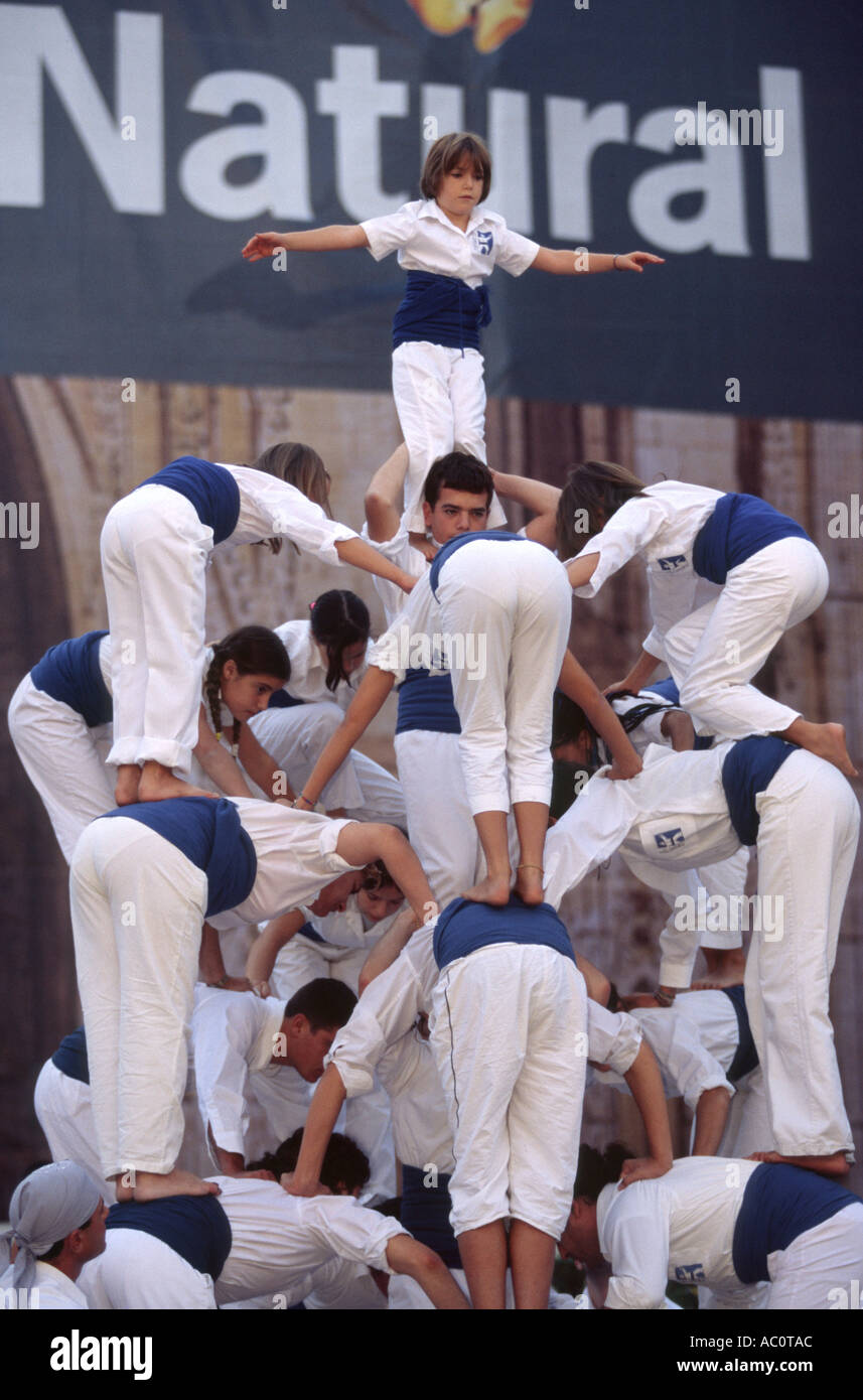 Casteller children hi-res stock photography and images - Alamy