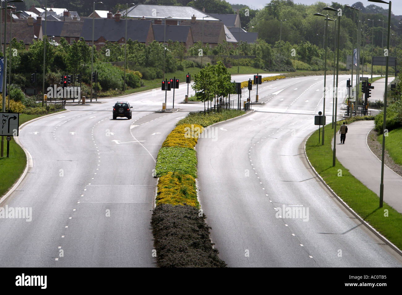 Dual Carriageway Road Stock Photos & Dual Carriageway Road Stock Images ...