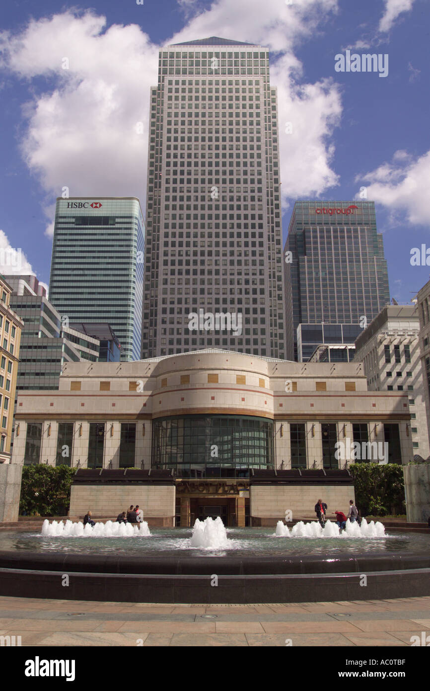 Canada Square Canary Wharf London Stock Photo - Alamy