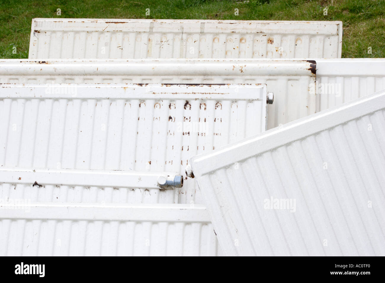Radiators hi-res stock photography and images - Alamy