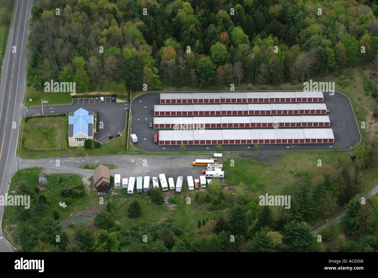 Self storage aerial hi-res stock photography and images - Alamy