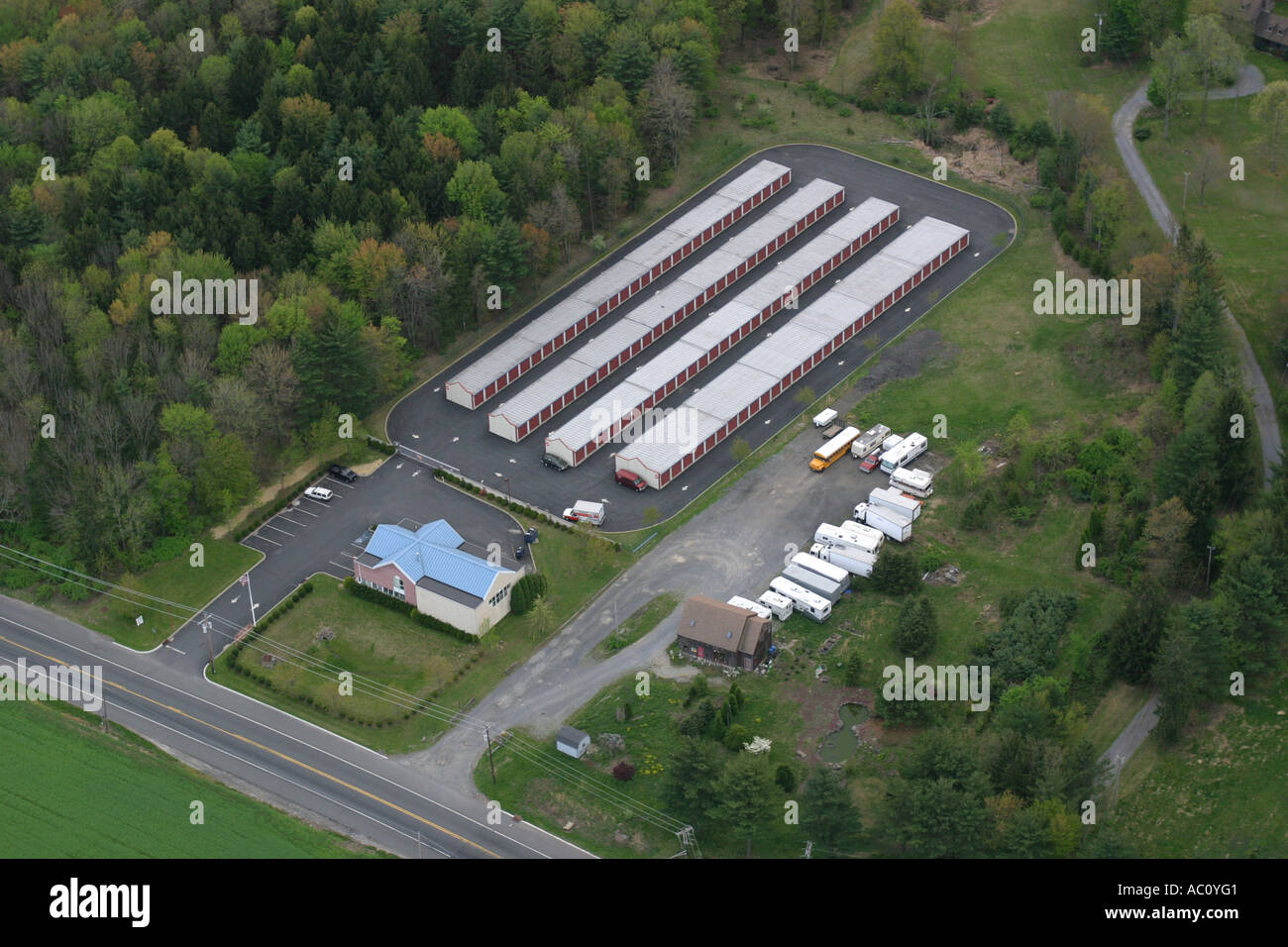 Self storage aerial hi-res stock photography and images - Alamy