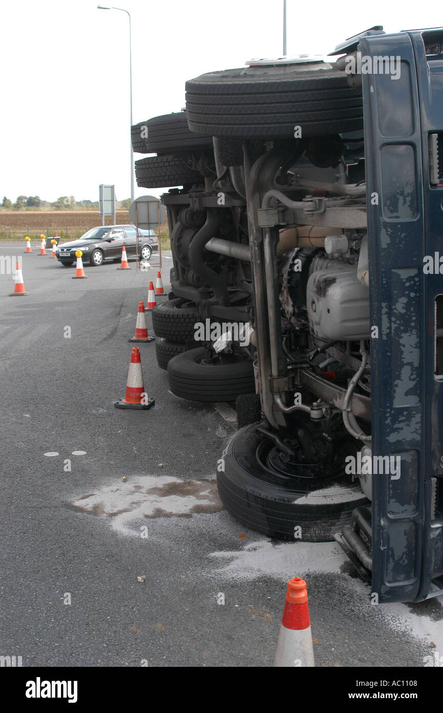 Crashed lorry Stock Photo - Alamy