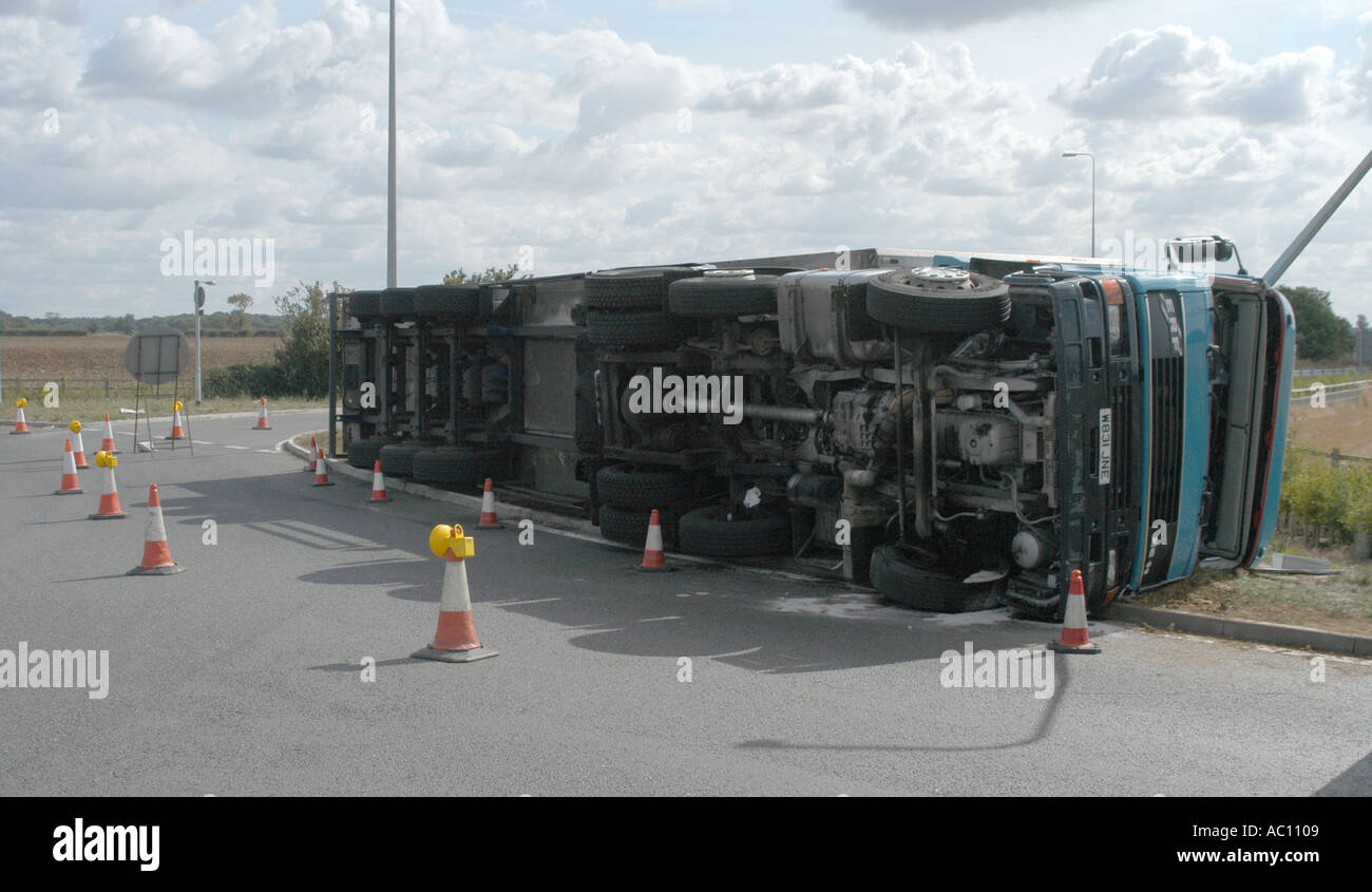 Crashed lorry Stock Photo - Alamy